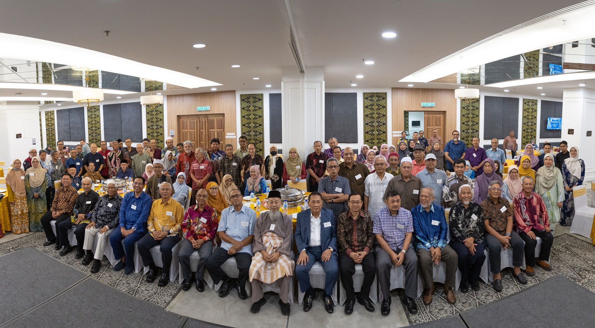 PROGRAM UKHUWAHFILLAH ALUMNI STAF FKA | UTMAlumni